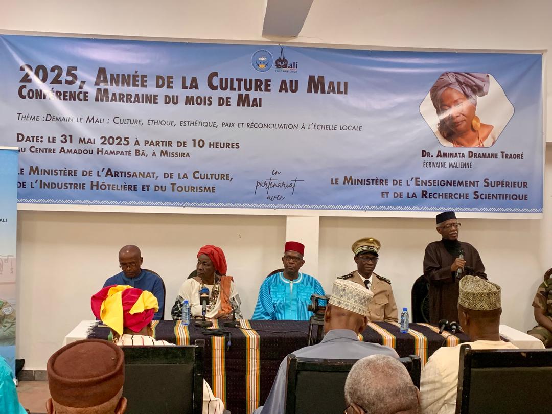 2025, ANNEE DE LA CULTURE : Dr. AMINATA DRAMANE TRAORE, EN CONFERENCE ...
